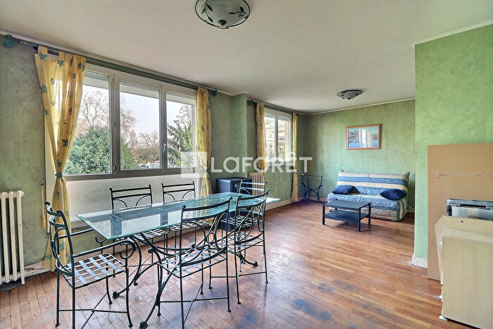 Rueil-Malmaison, Bords de Seine : Appartement 3 pièces à vendre