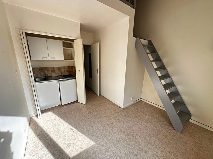 Appartement 1 pièce à Reims, Sainte-Anne, Maison Blanche, Wilson, à louer