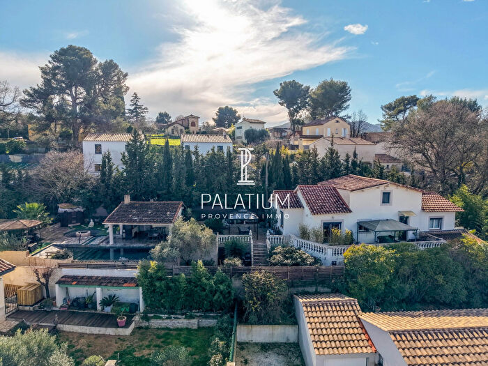 Maison à vendre - Aubagne - 5 pièces - 3 chambres