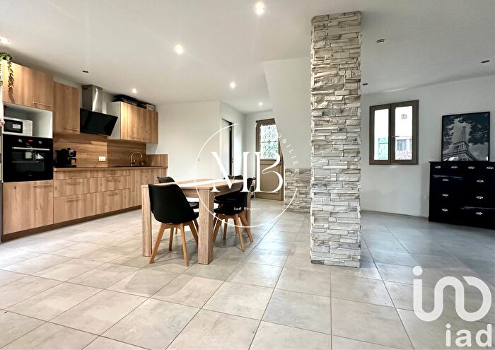 Maison à vendre - Asnières-sur-Oise - 6 pièces - 4 chambres