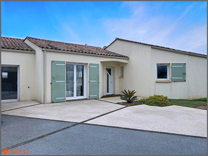 Maison à vendre - Le Bernard - 7 pièces - 4 chambres