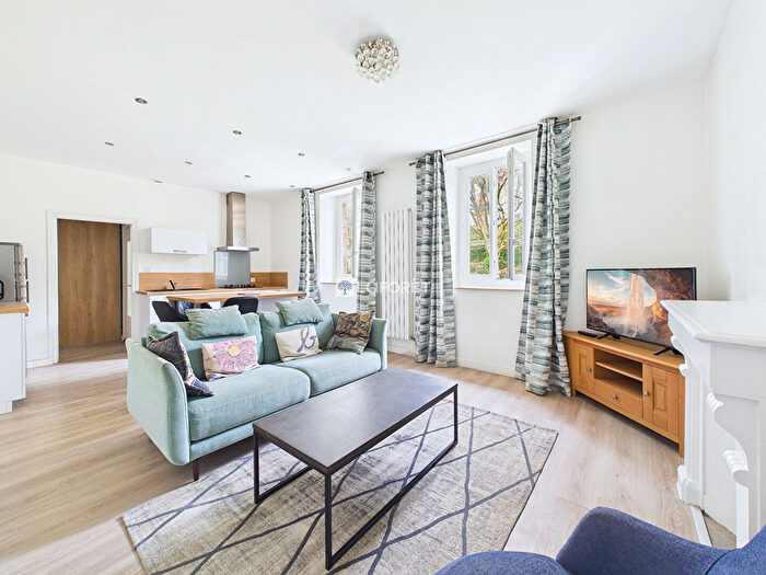 Appartement à louer - Quimper, Centre-ville - 3 pièces - 2 chambres