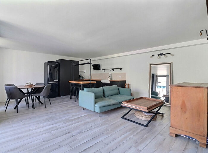 Maison 3 pièces à Neuilly-sur-Marne, Bourg ancien, Pré Fleuri, Rives de Neuilly, à louer