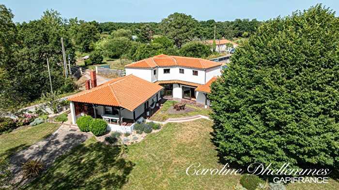 Maison 8 pièces à vendre - Château-d'Olonne, La Maisonnette, Le Fléchoux