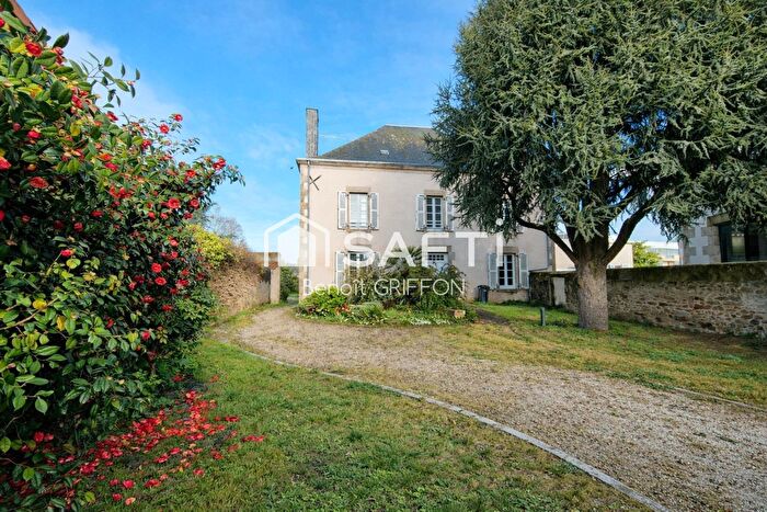 Maison 9 pièces à vendre à Les Landes-Genusson
