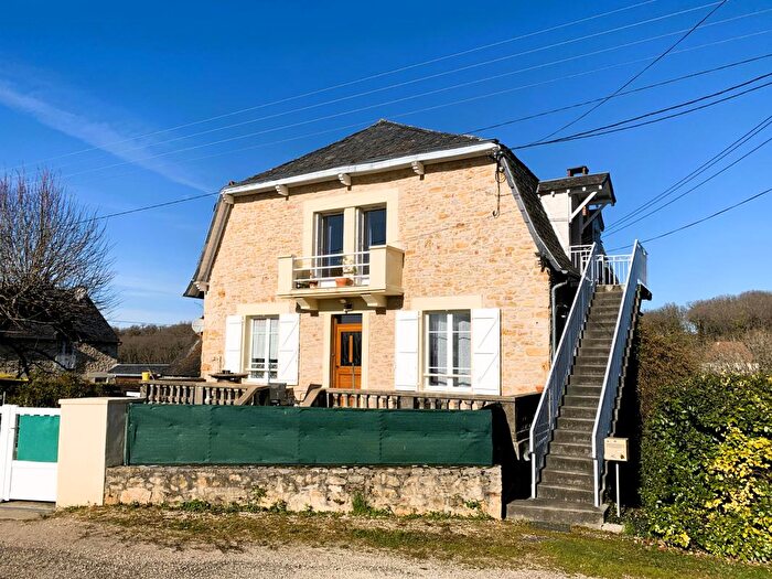 Maison à vendre - Terrasson-Lavilledieu - 10 pièces - 5 chambres