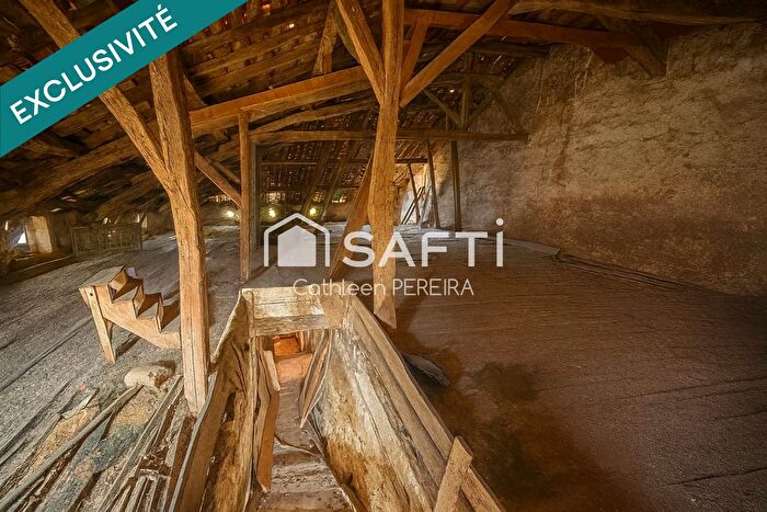 Maison à vendre - Lavaur - 5 pièces - 4 chambres