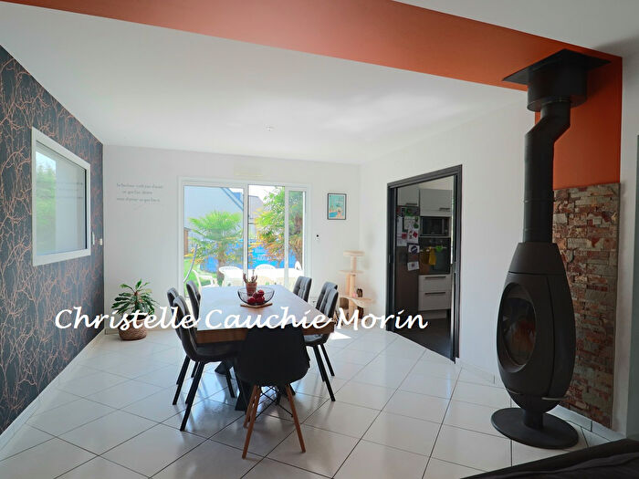 Maisons à vendre et appartements à louer - 1