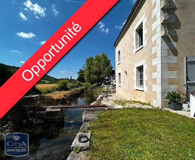 Maison à vendre - Cravant - 5 pièces - 4 chambres