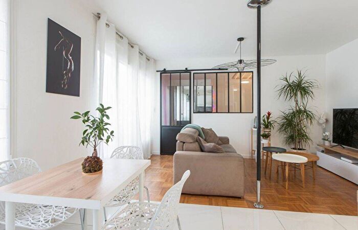 Croix Luizet, Villeurbanne : Appartement 1 pièce à louer