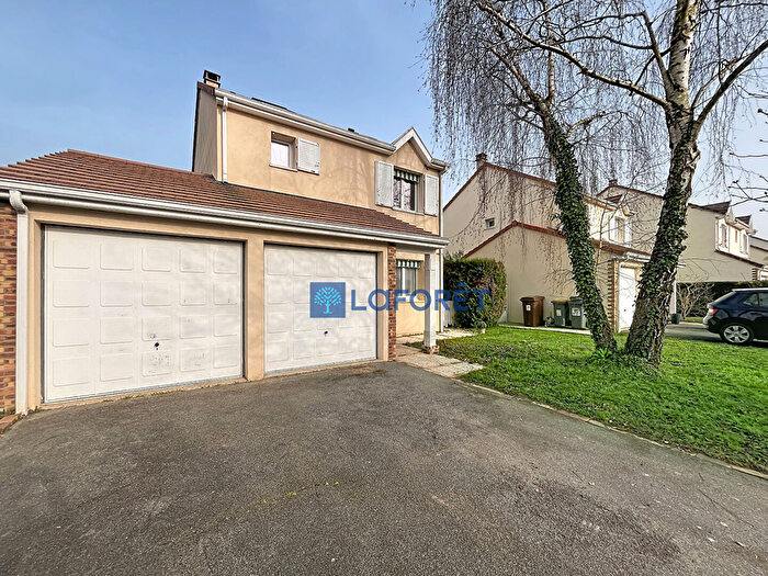 Maison à vendre - Saint-Germain-lès-Corbeil - 6 pièces - 4 chambres