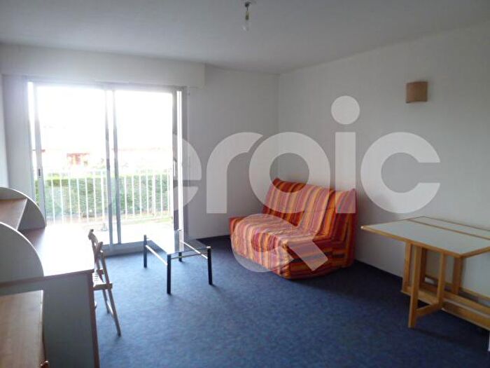 Appartement à louer - Olivet, Larry, Coin Rond, Lorette - 1 pièce