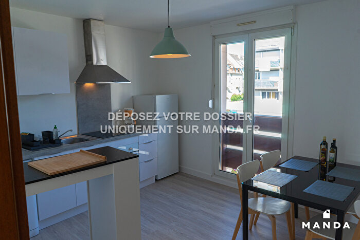 Appartement à louer - Strasbourg, Koenigshoffen, Hohberg - 2 pièces - 1 chambre
