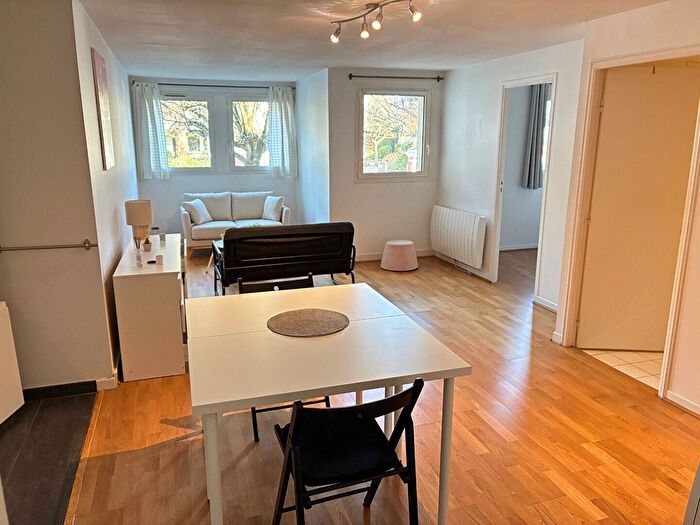 Appartement à louer - Pasteur, Saint-Cloud - 2 pièces - 1 chambre