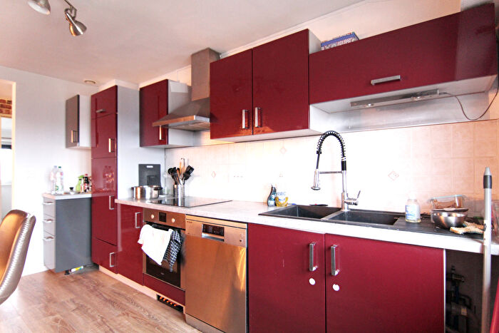 Appartement à vendre - Kingersheim, Le Kaligone, Verte Campagne, Béarn, Voie Médiane, Davério - 3 pièces - 2 chambres