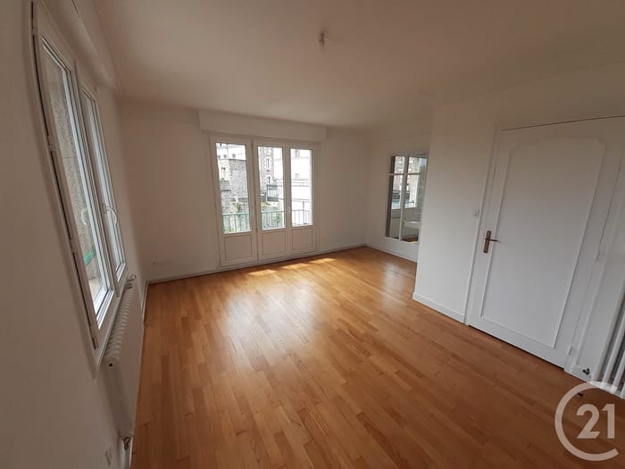 Appartement 4 pièces à louer - Fougères, Centre-ville, Urbanistes