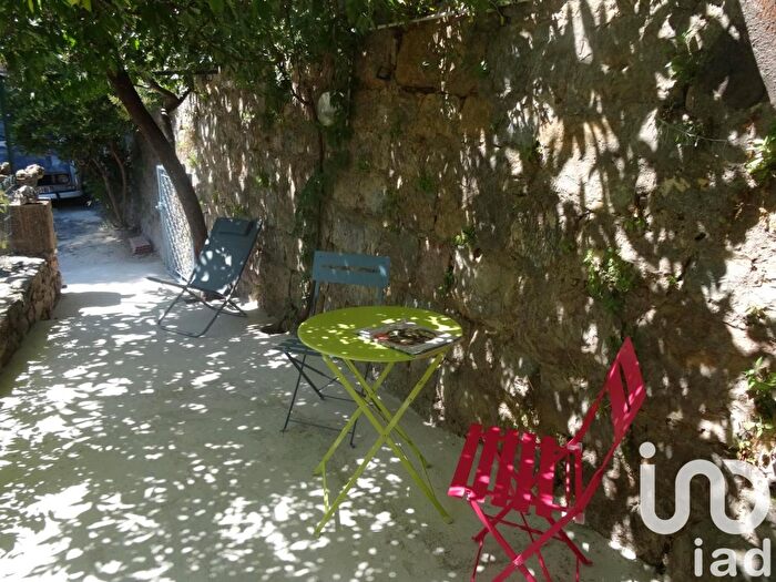 Maison à vendre - Moissac-Bellevue - 5 pièces - 4 chambres