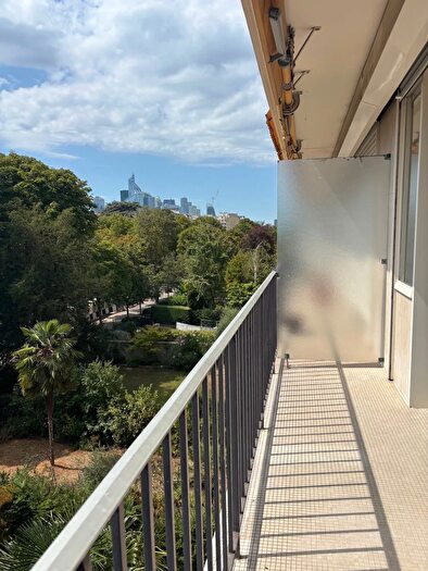 Neuilly-sur-Seine, Parc de Neuilly : Appartement 1 pièce à louer