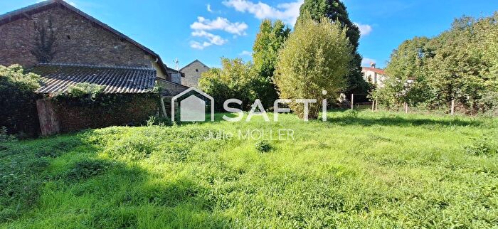 Saint-Hilaire-le-Château - Maison 4 pièces à vendre