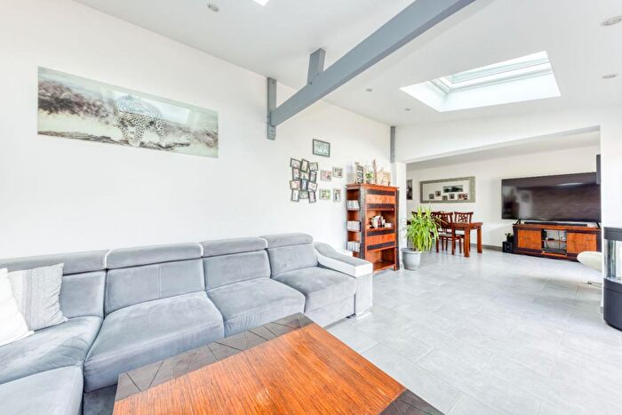 Maison 6 pièces à Igny, à vendre
