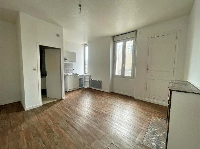 Appartement à louer - Thouars - 2 pièces - 1 chambre