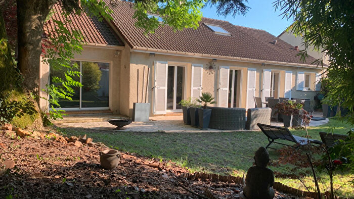 Maison 7 pièces à Le Plessis-Trévise, Saint-Antoine, à vendre