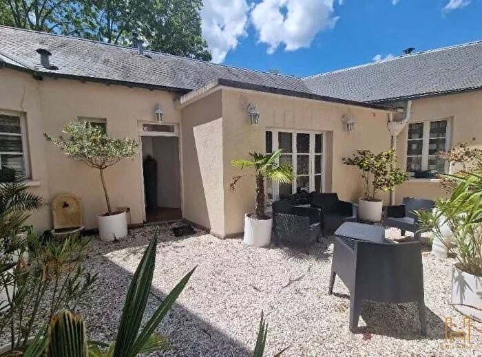 Appartement à louer - Versailles - 4 pièces