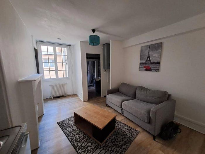 Centre-Hôtel de Ville, Limoges : Appartement 1 pièce à louer