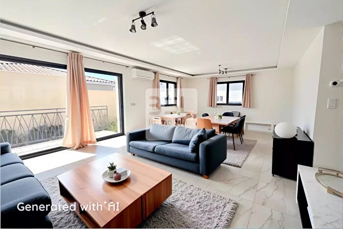 Appartement 6 pièces à Laudun-lArdoise, à vendre