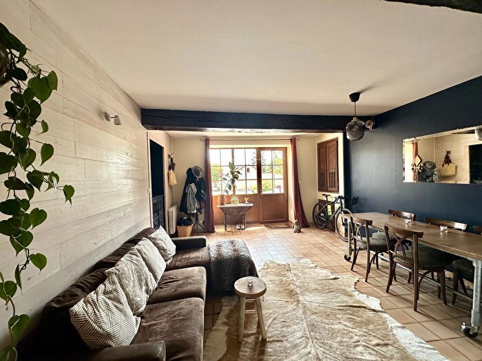 Saint-Aulaye : Maison 4 pièces à vendre
