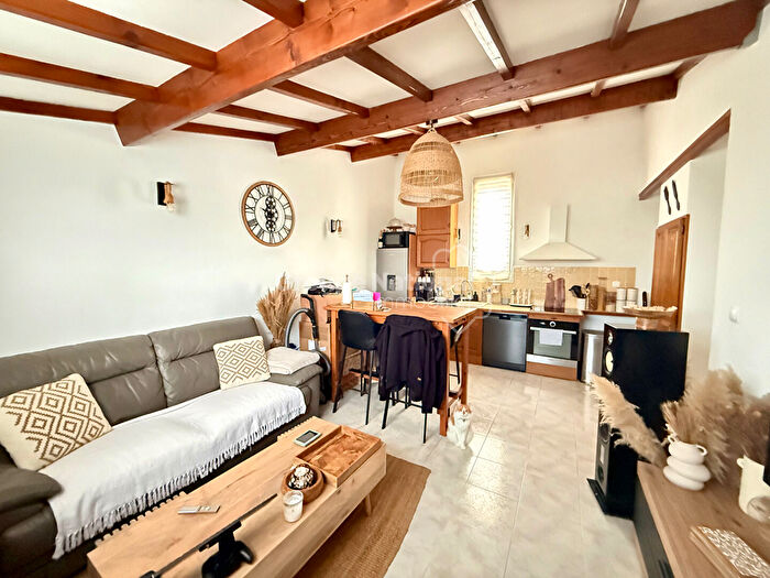Appartement à vendre - Vitrolles, Centre-ville, Roucas, Les Pins, Le Liourat - 2 pièces - 1 chambre