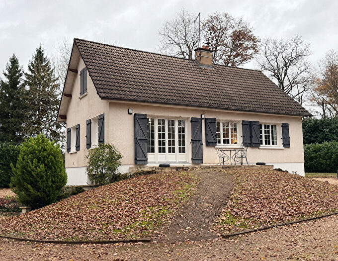 Maison à vendre - Plaimpied-Givaudins - 5 pièces - 4 chambres