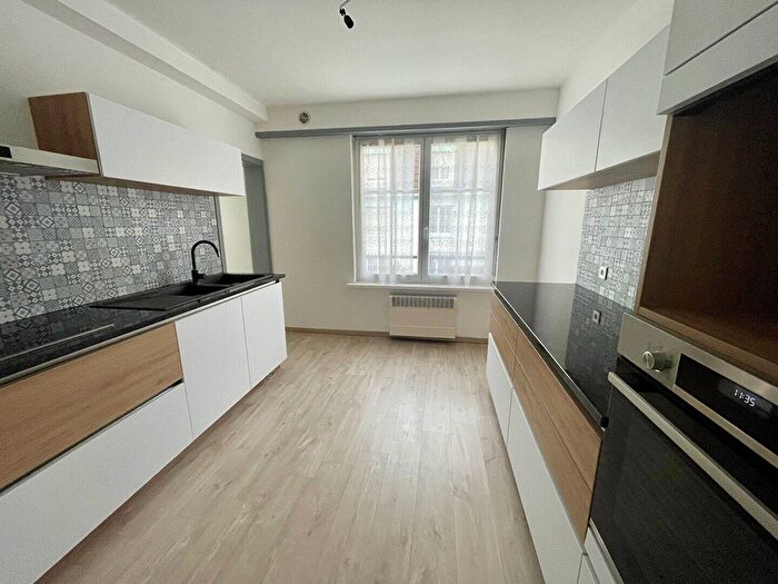 Appartement à louer - Nord Ouest, Thann - 5 pièces - 3 chambres