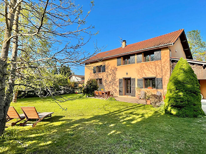 Maison à vendre - Saint-Savin - 5 pièces - 4 chambres