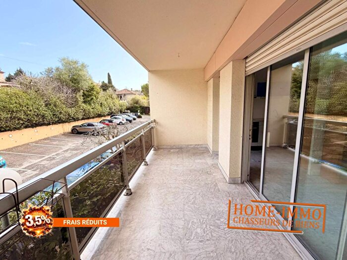 Appartement à louer - La Maure-Super Cannes, Vallauris - 2 pièces - 1 chambre