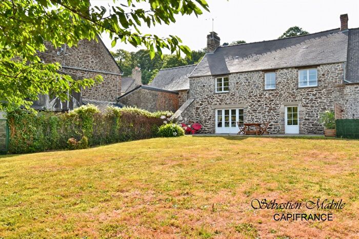 Maison 5 pièces à vendre à Saint-Broladre