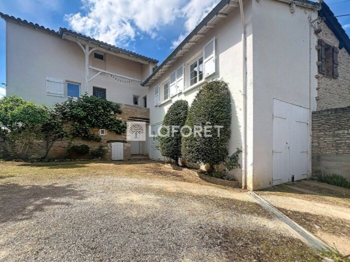 Maison 4 pièces à Prissé, à louer