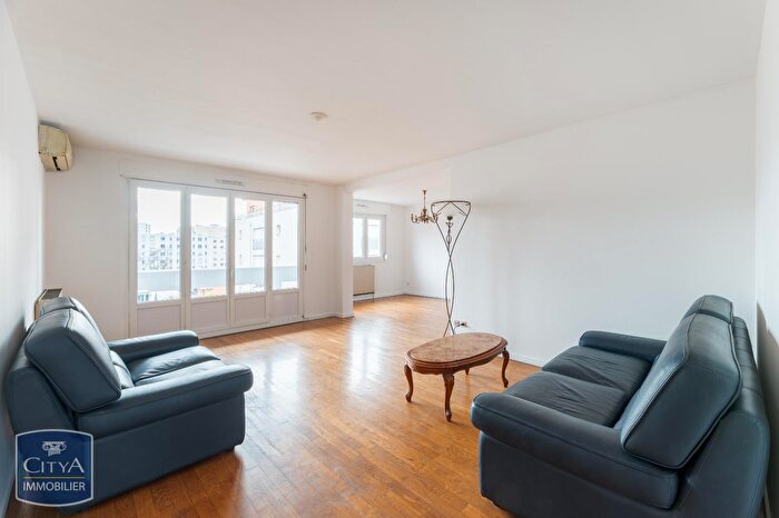 Appartement à vendre - Lyon e , Gerland - 4 pièces - 2 chambres