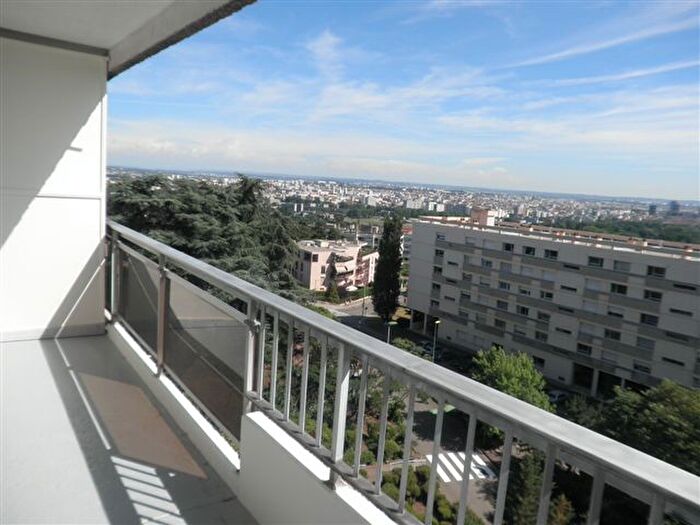 Caluire-et-Cuire, Montessuy : Appartement 3 pièces à louer