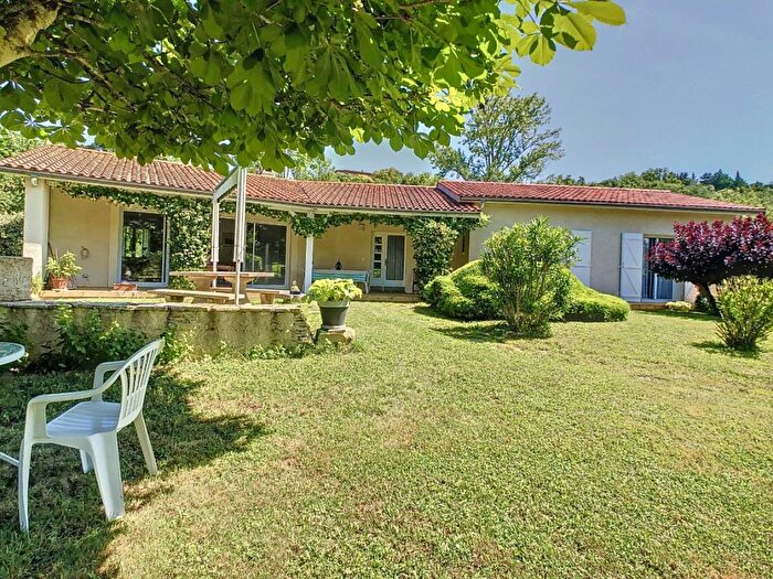 Maison à vendre - Mirande - 5 pièces - 4 chambres