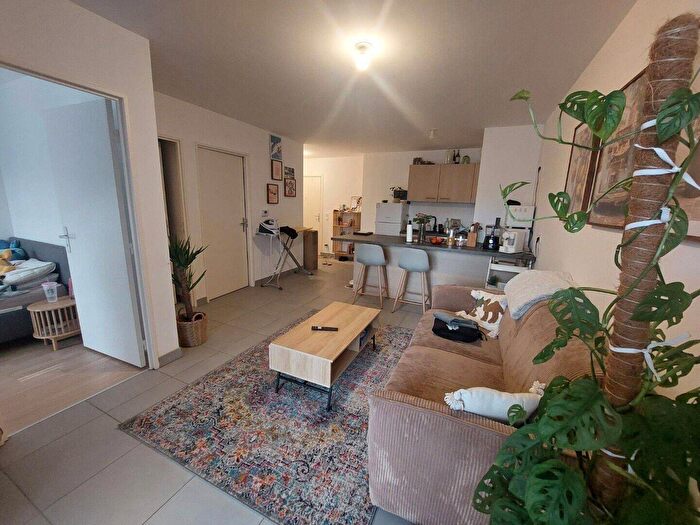 Appartement à louer - Est, Craponne - 2 pièces - 1 chambre