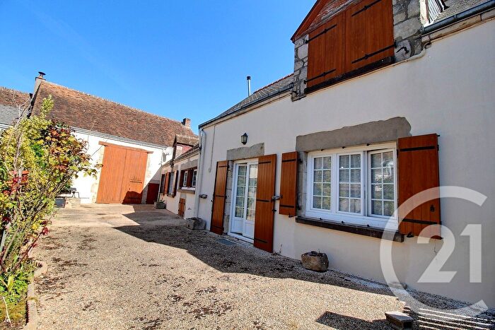 Ouzouer-le-Marché : Maison 4 pièces à vendre