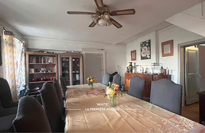 Maison à vendre - Saint-Forgeux - 7 pièces - 4 chambres