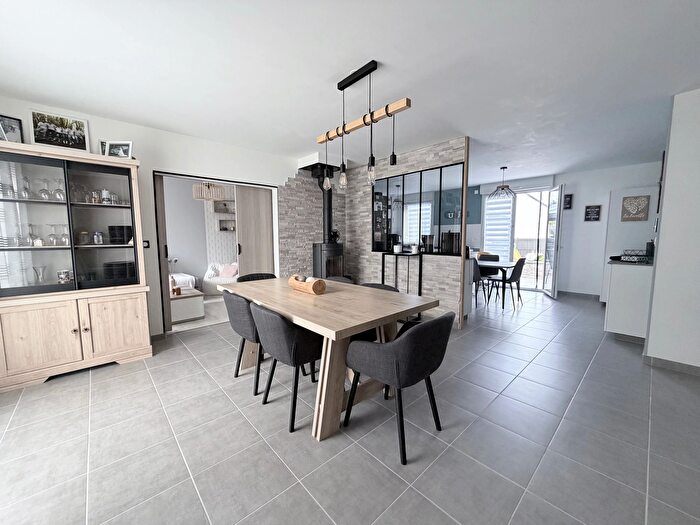 Longué, Longué-Jumelles : Maison 5 pièces à vendre