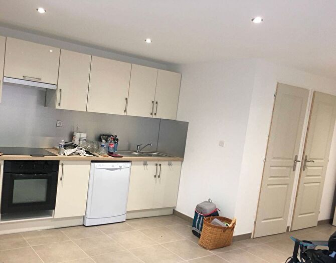 Appartement 2 pièces à Trois Quartiers-Siblas, Toulon, à louer