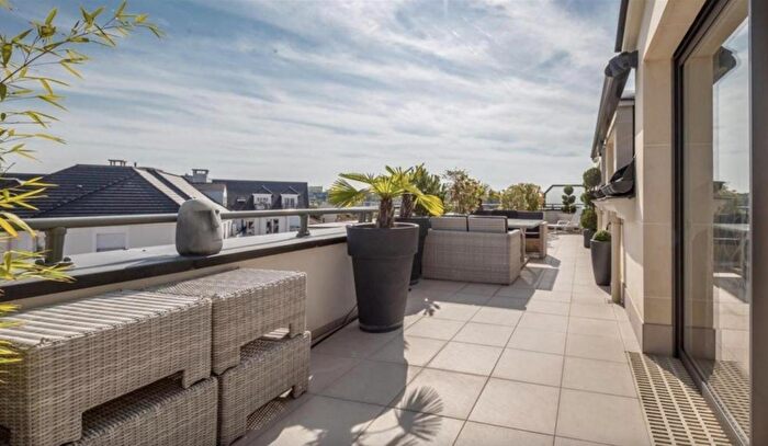 Appartement à vendre - Sartrouville, La Vaudoire Centre-ville - 5 pièces - 4 chambres