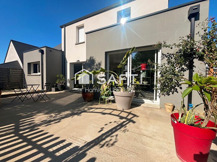 Maison 5 pièces à Évron, à vendre
