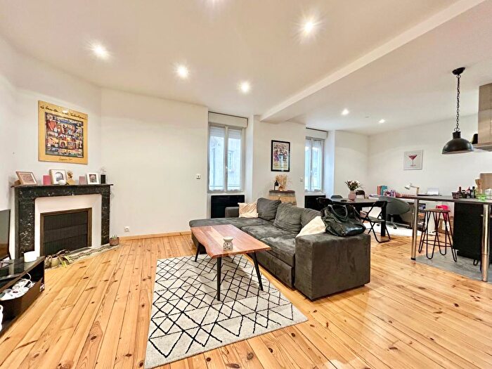 Appartement à vendre - Pau, Centre-ville - 3 pièces - 2 chambres