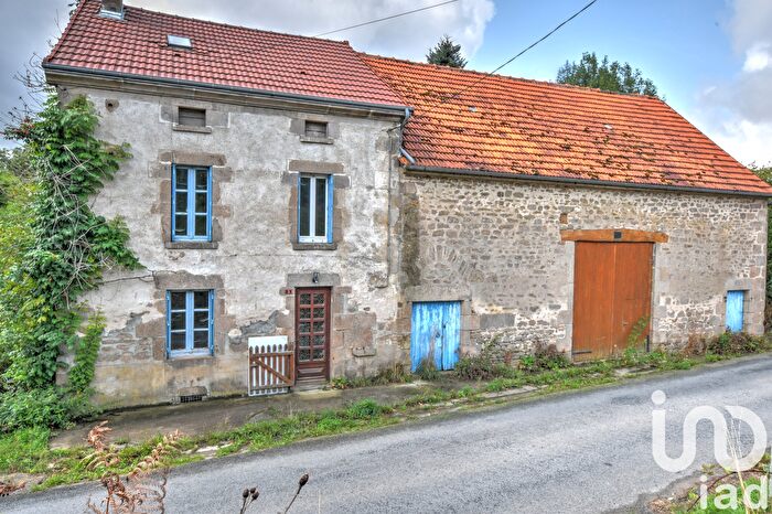 Maison à vendre - Folles - 5 pièces - 4 chambres