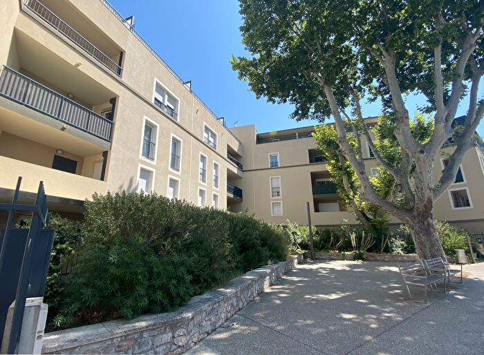 Appartement à vendre - Mèze - 2 pièces - 1 chambre